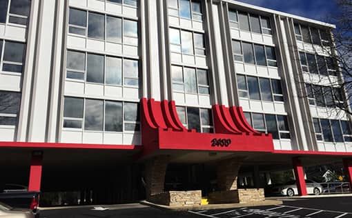 2400-poplar-building